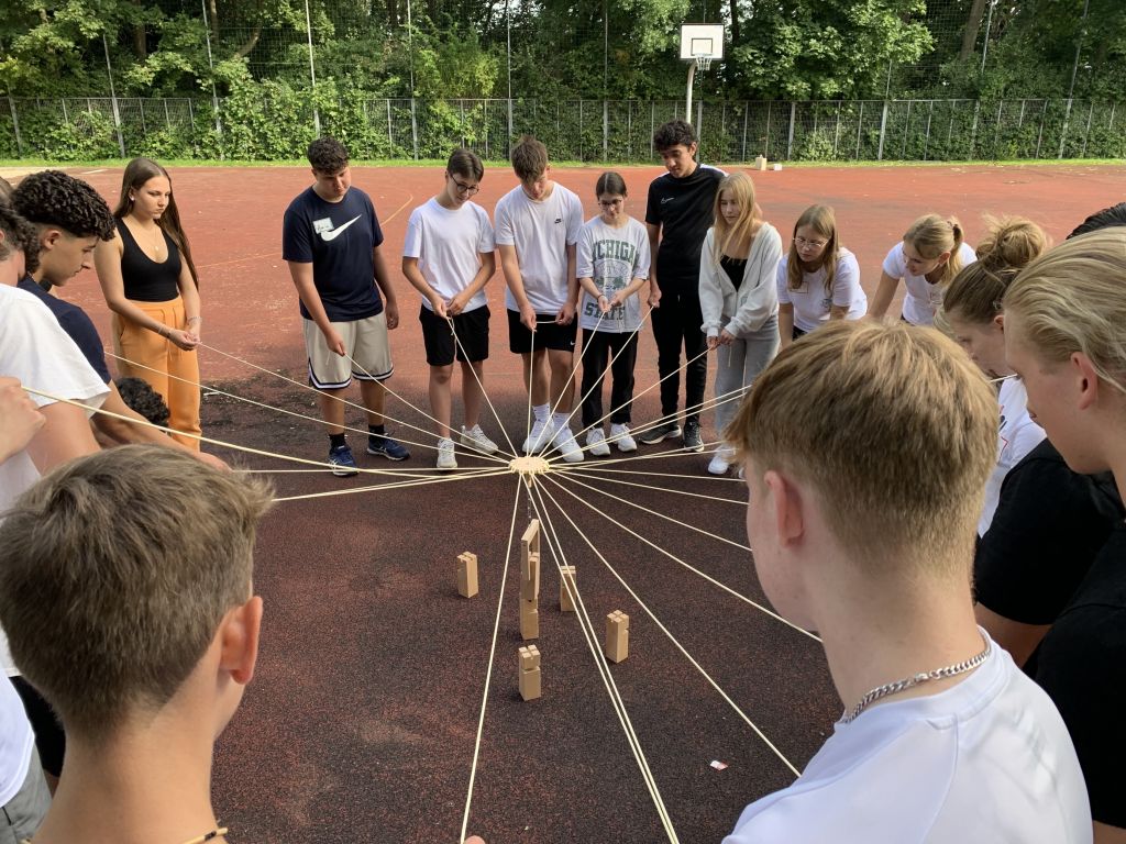 Einführungstage im Wirtschaftsgymnasium - Berufskolleg Kaufmännische Schulen in Bergisch Gladbach